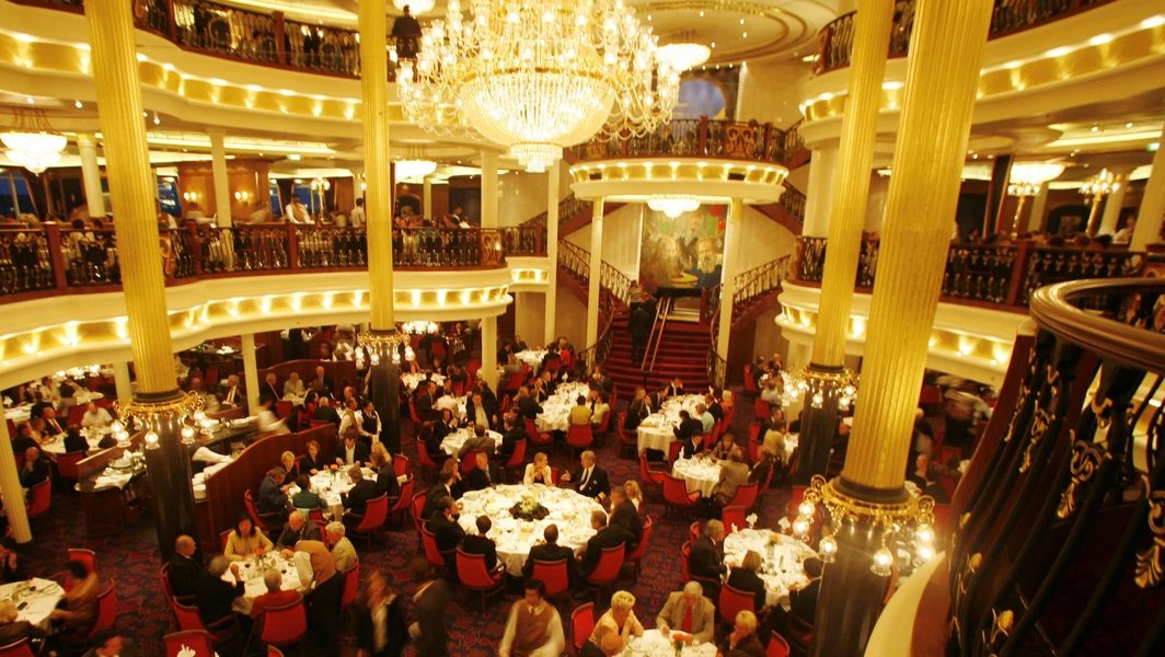 20 unwritten rules of cruise dining etiquette