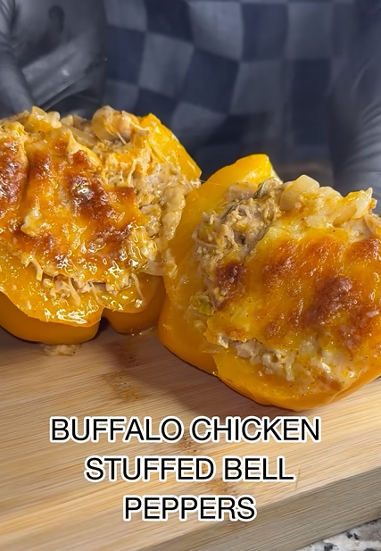 Buffalo chicken stuffed bell peppers 🌶️🔥 spicy, cheesy, and packed with ...