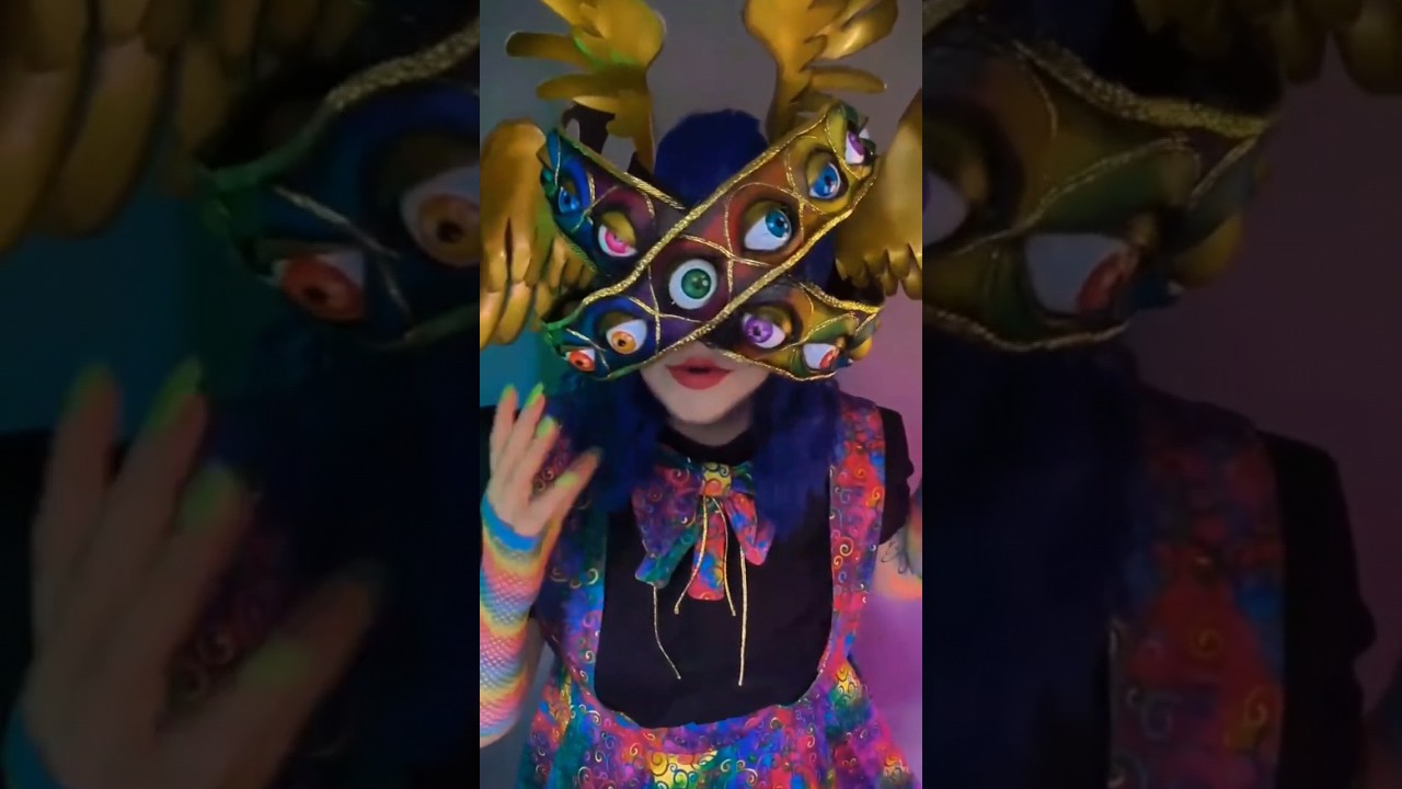 Blinking eye mechanic for cosplay!