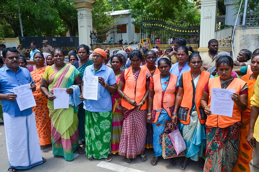 Sanitary workers of Tirunelveli municipal corporation seek hike in ...