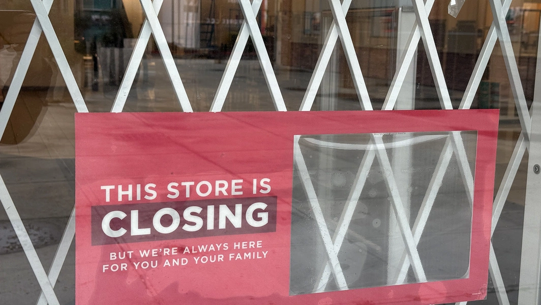 12 department stores that closed or downsized