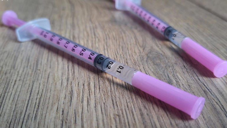 'It's just you and a syringe full of risk' — weight-loss raid watchdog