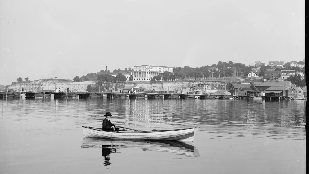 Exploring Petoskey’s fossils, history, and scenic charm