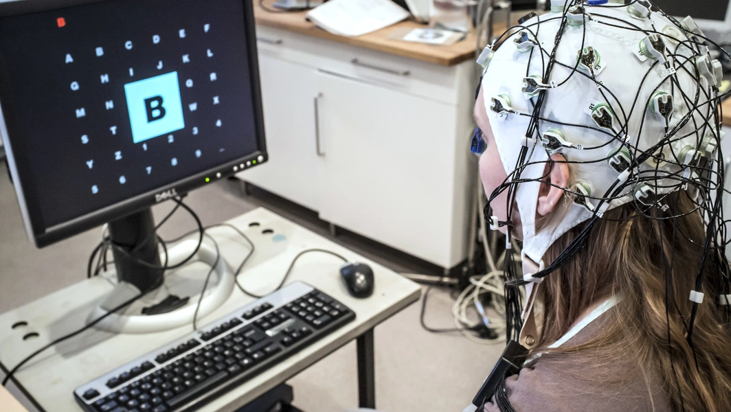 Study shows handwriting sparks stronger brain activity than typing