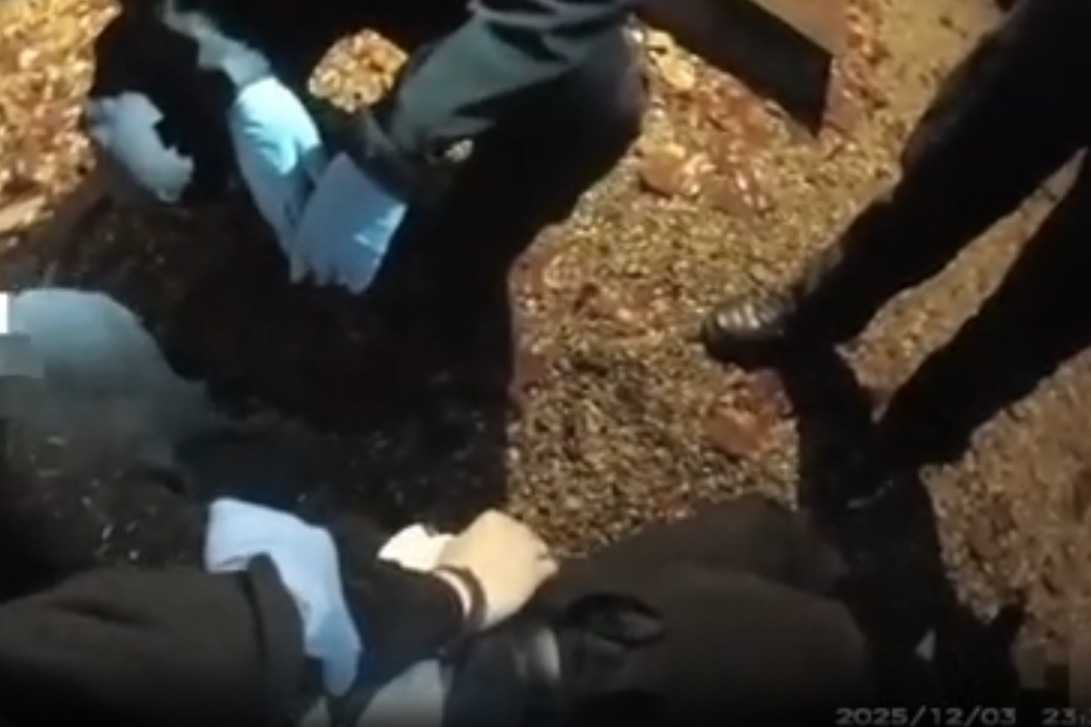 Chilling bodycam shows Henry Nowak telling officers he’s been stabbed