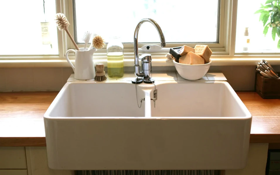 Experts rank kitchen sink as top household germ hotspot