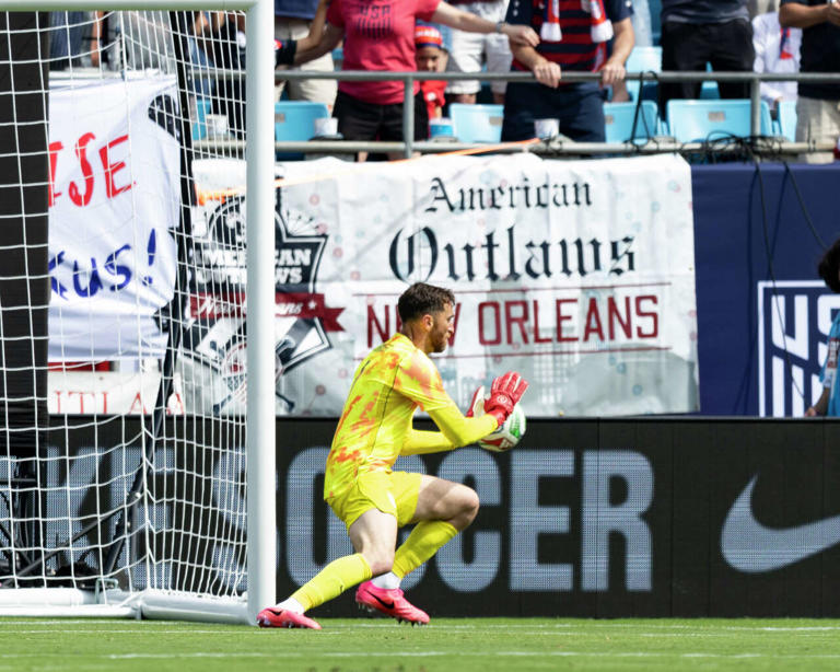 CT college stars Cyle Larin, Matt Turner trending in opposite ...