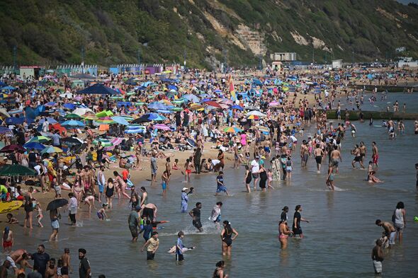 UK hot weather maps turn dark red as 28C scorcher to roast 2 counties