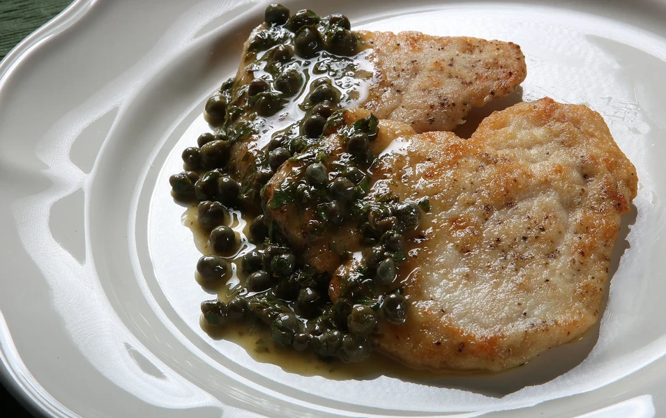 Delish's 30-minute chicken piccata earns rave reviews
