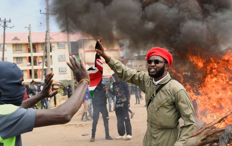 Protests over US Ebola site in Kenya kill two, court keeps block