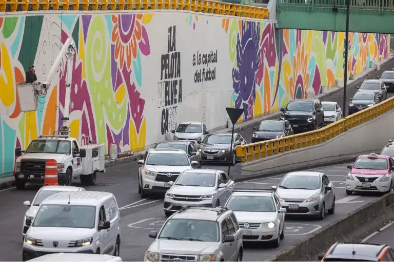 Cambio de color morado a amarrillo en vialidades de CDMX fue corregido ...