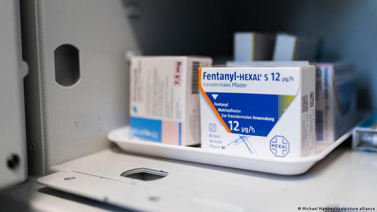 US strikes on alleged 'drug boats' spark legal controversy