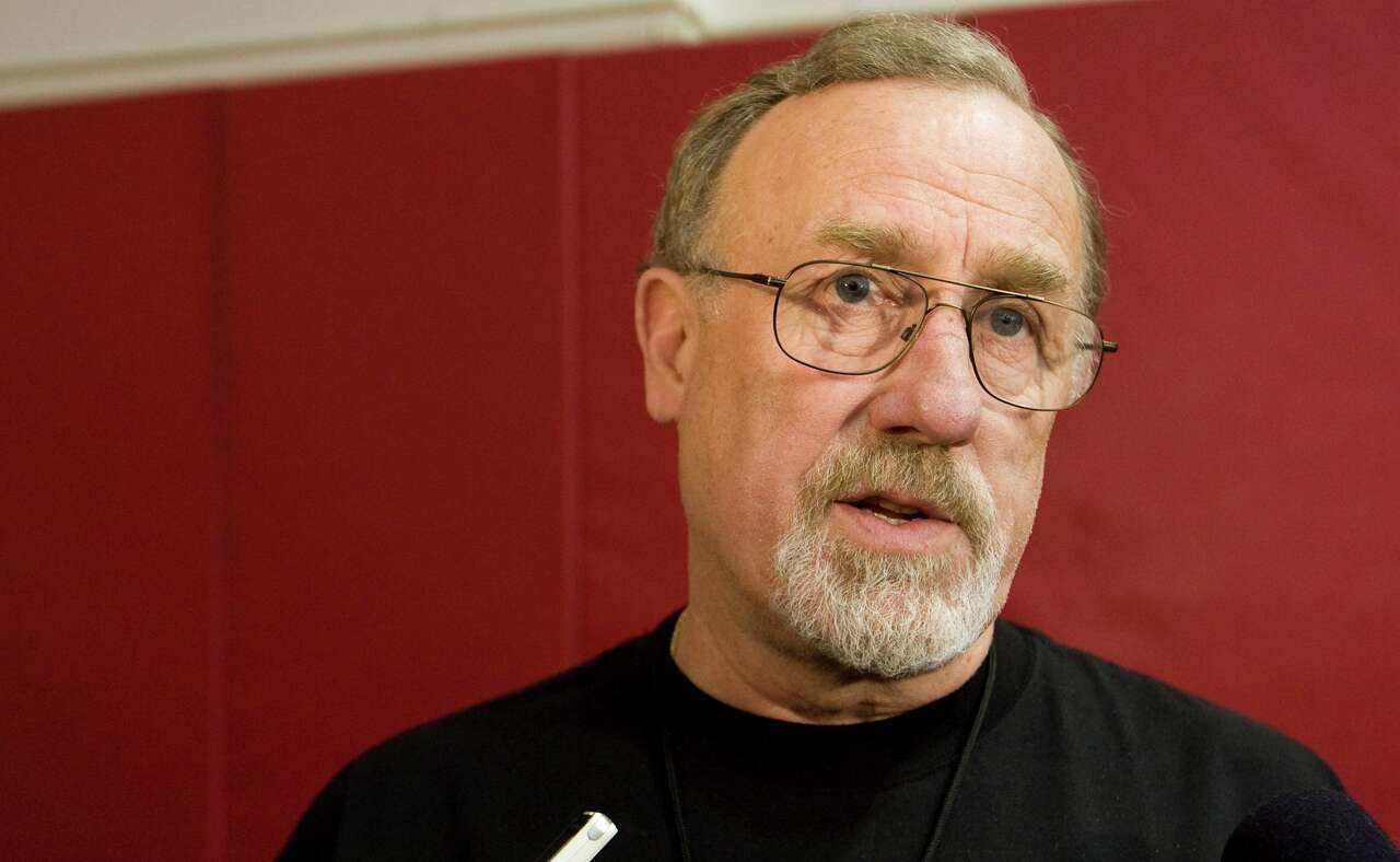 Former Houston Rockets coach and Basketball Hall of Fame member Rick ...