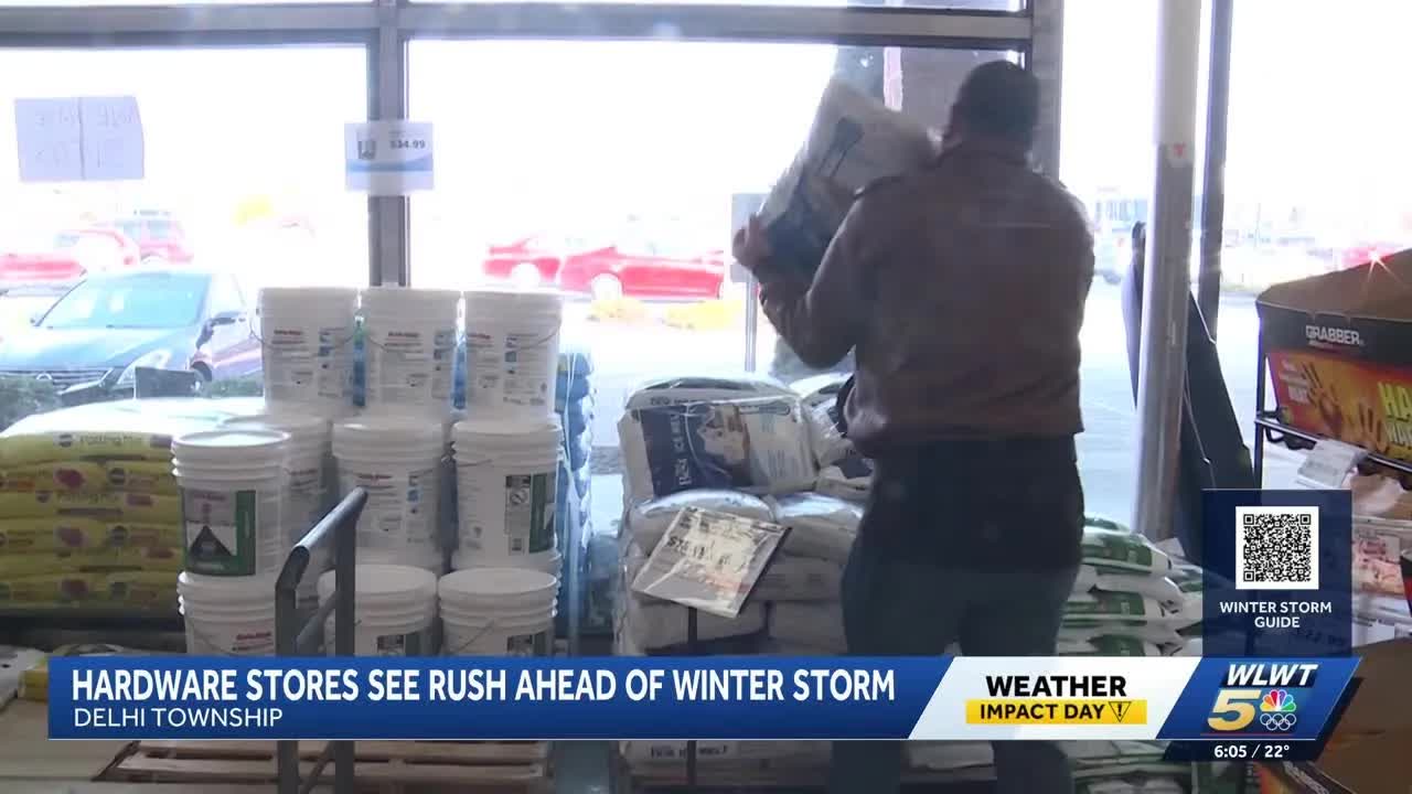 Shoppers stock up on winter supplies ahead of weekend snow