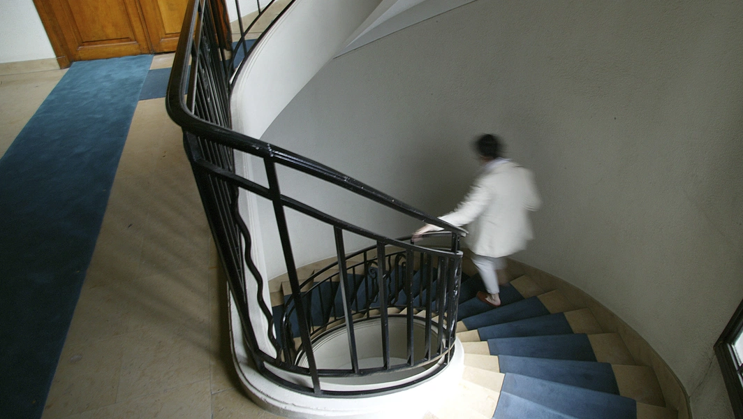 12 unintentionally funny design mistakes