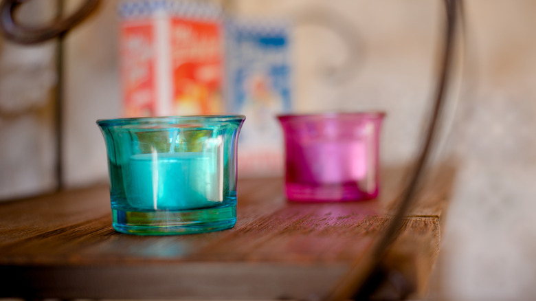 10 decor pieces that are giving your shelves a cluttered look