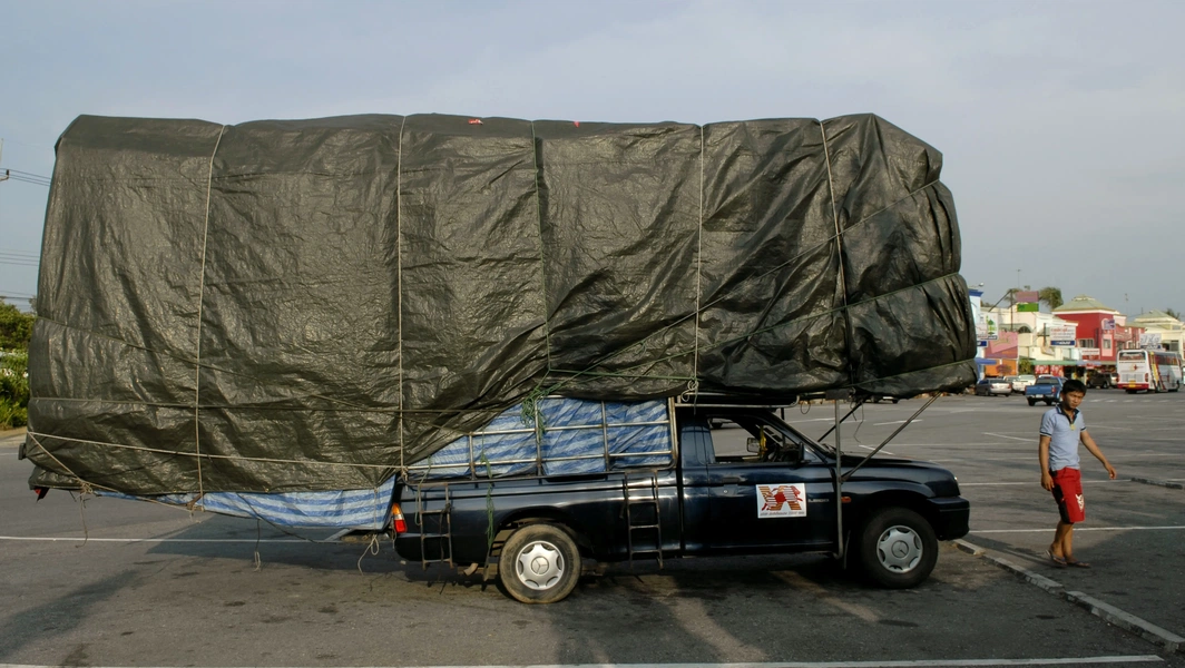 15 facts about powerful and overloaded pickup trucks