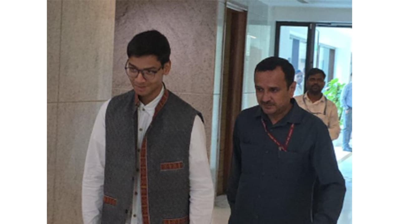 Class 12 student briefs Parliament panel on CBSE OSM irregularities
