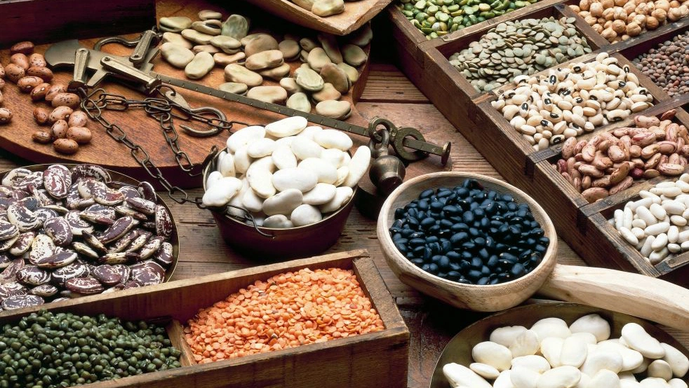 Studies link legumes, soy, healthy fats and potassium to lower blood ...