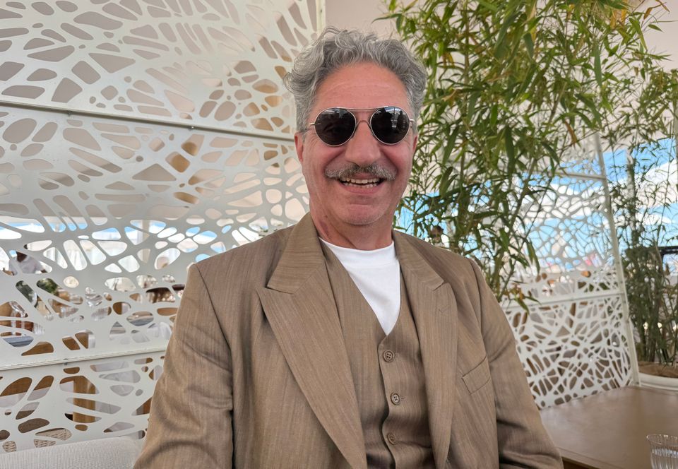 « Je ne lâchais l’uniforme de De Gaulle qu’à la maison », avoue Simon ...