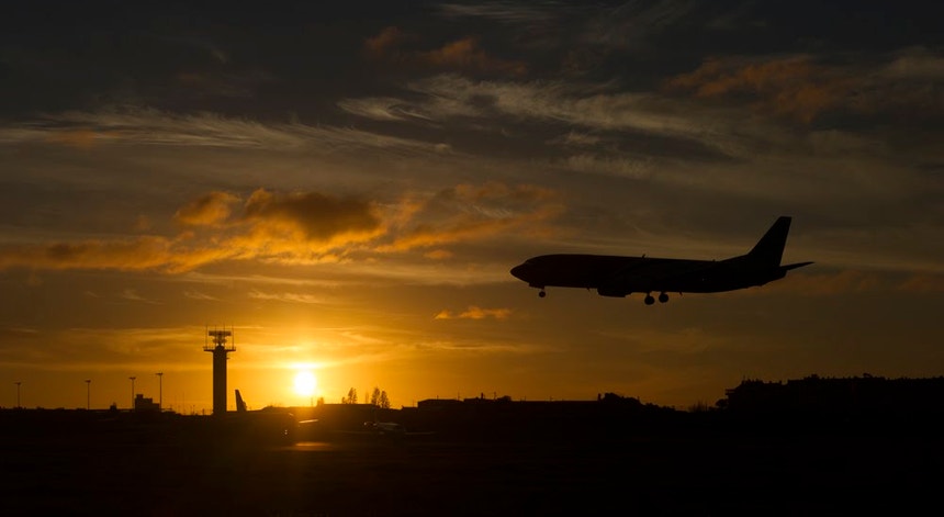 IATA afasta risco de falta de combustível para aviação na Europa no verão