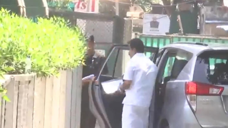 Congress high command holds key meet to finalise Karnataka cabinet