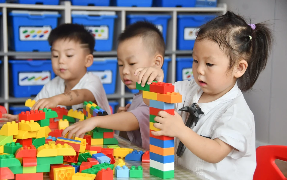 Simple play ideas that grow big skills
