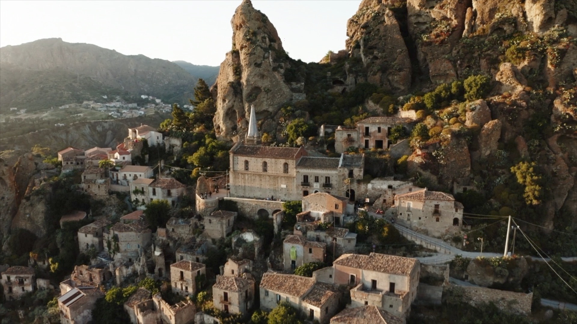 The origins of mountains may lie deeper in Earth than we thought