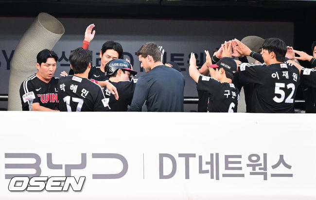 선취 솔로포 박동원, LG가 앞서갑니다