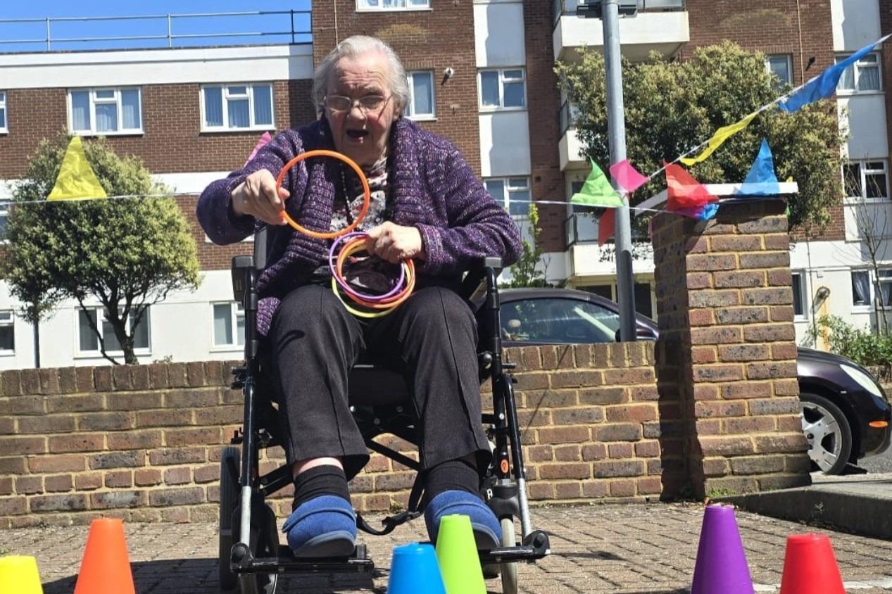 Fairground fun gives Worthing care home residents a trip down memory lane
