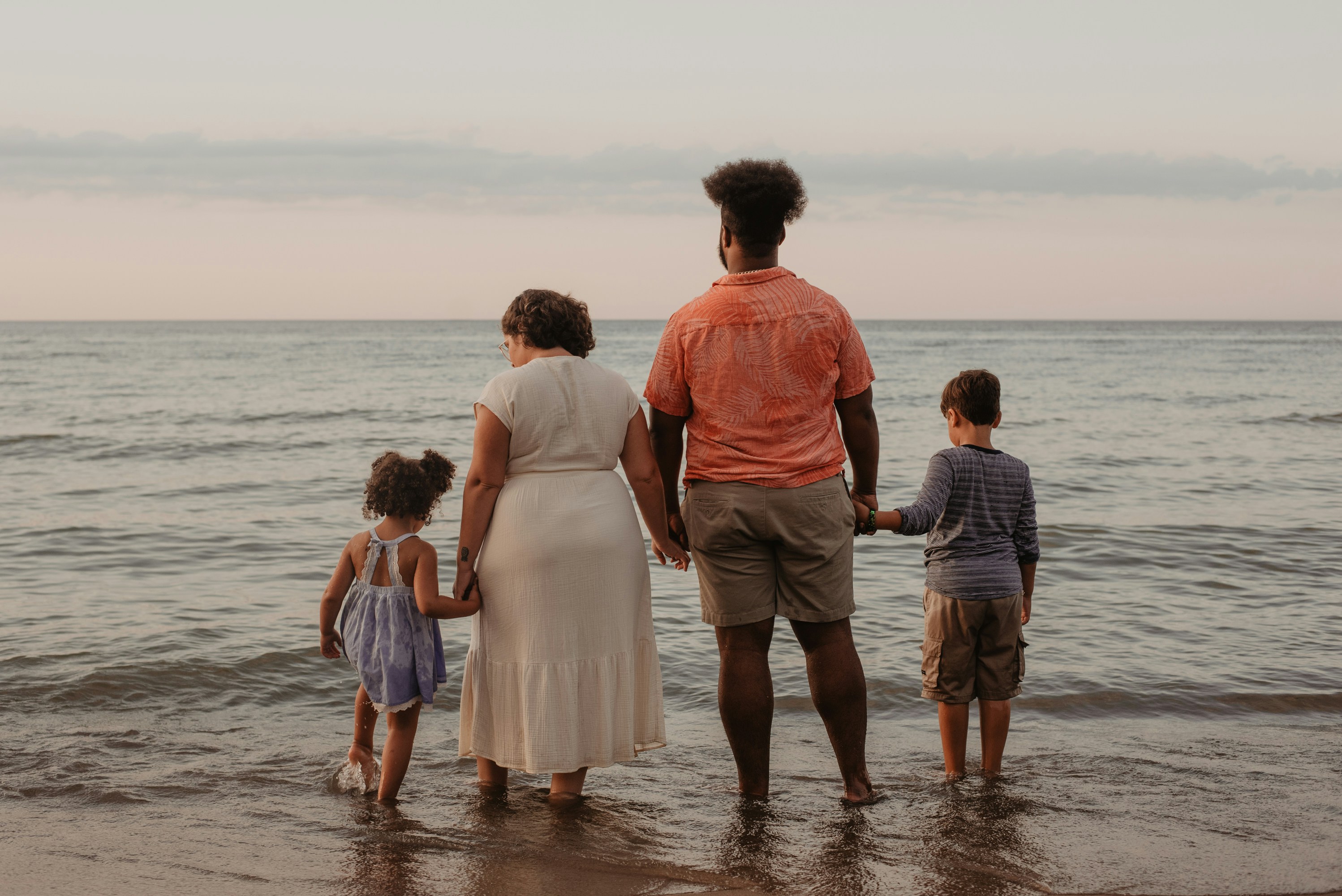 Spain ranks top for families in the Immigration Index 2026