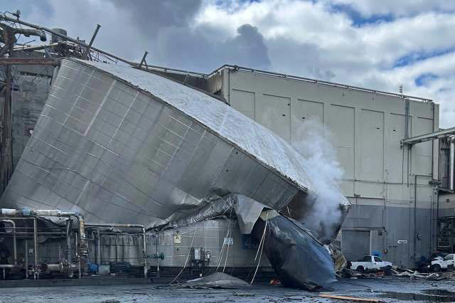 Deadly explosion at major Washington paper mill sends shockwaves ...