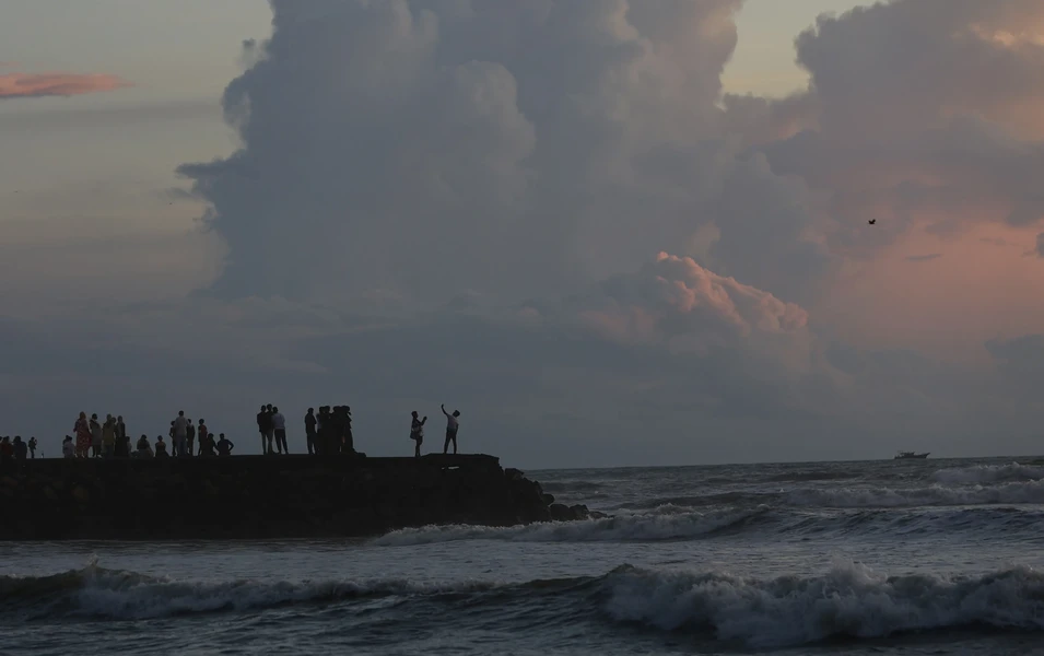 IMD delays Kerala monsoon onset again amid weak winds