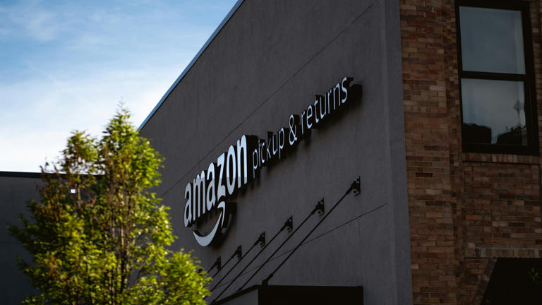 7-year Amazon veteran reveals nightmare 8-month job hunt after layoff