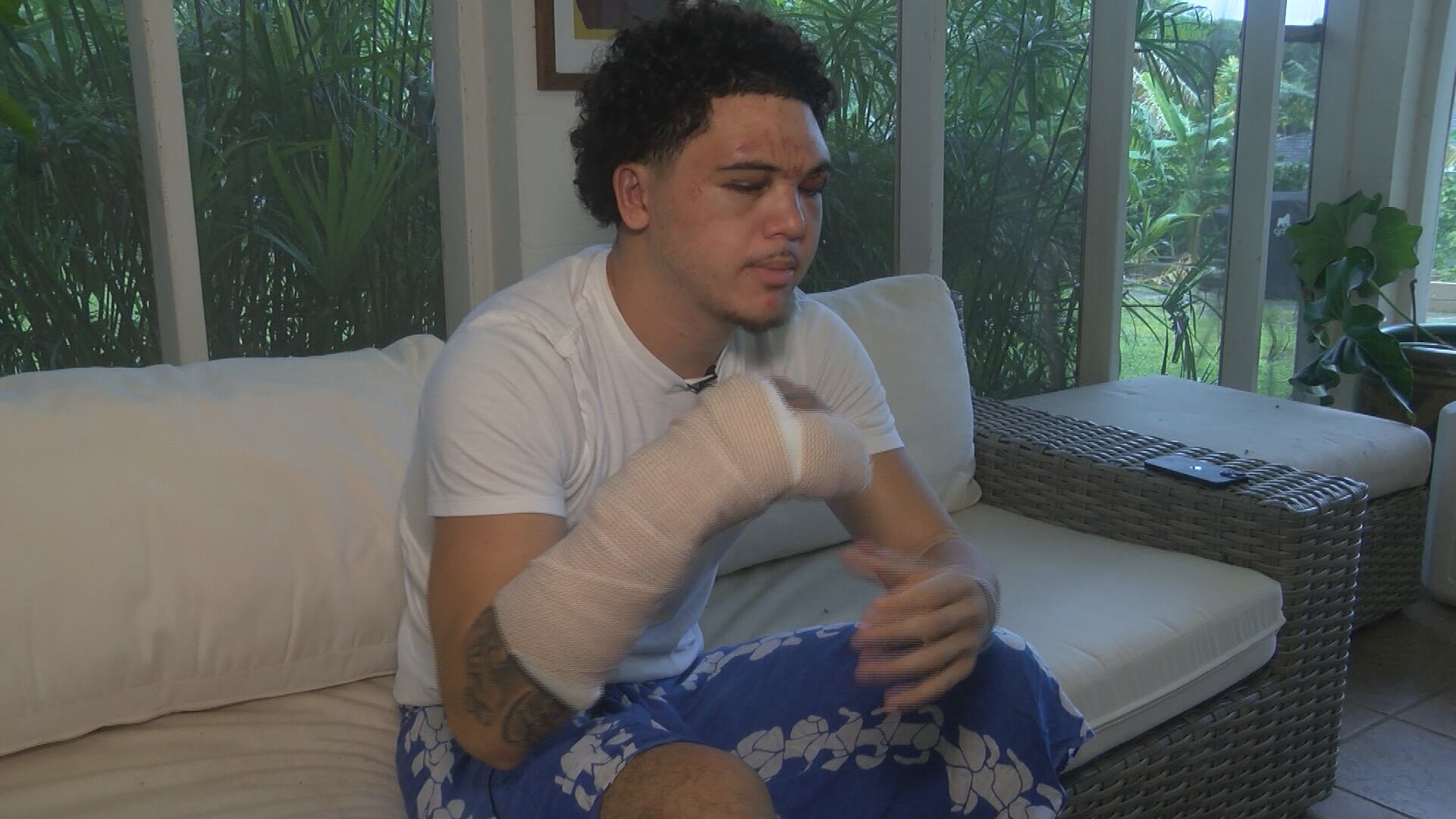 'Torture': Honolulu police look for mob that attacked lifeguard, 15 ...