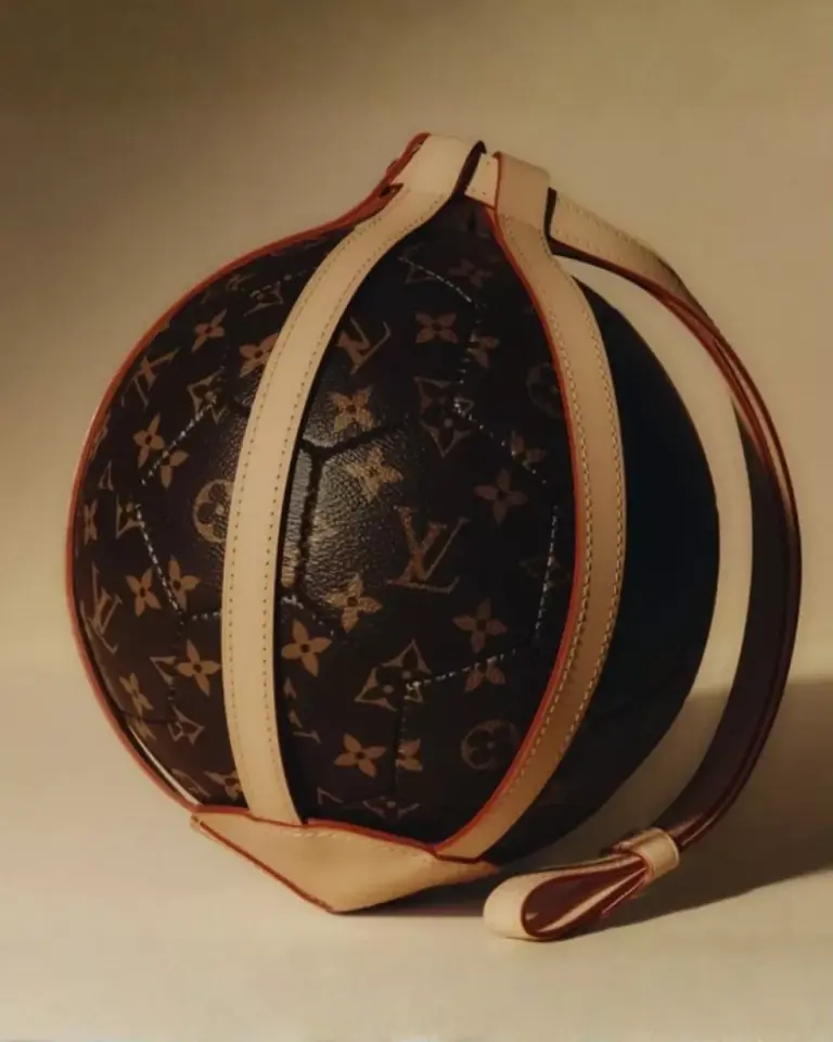 Louis Vuitton unveils a unique luxury timepiece to mark a decade of ...