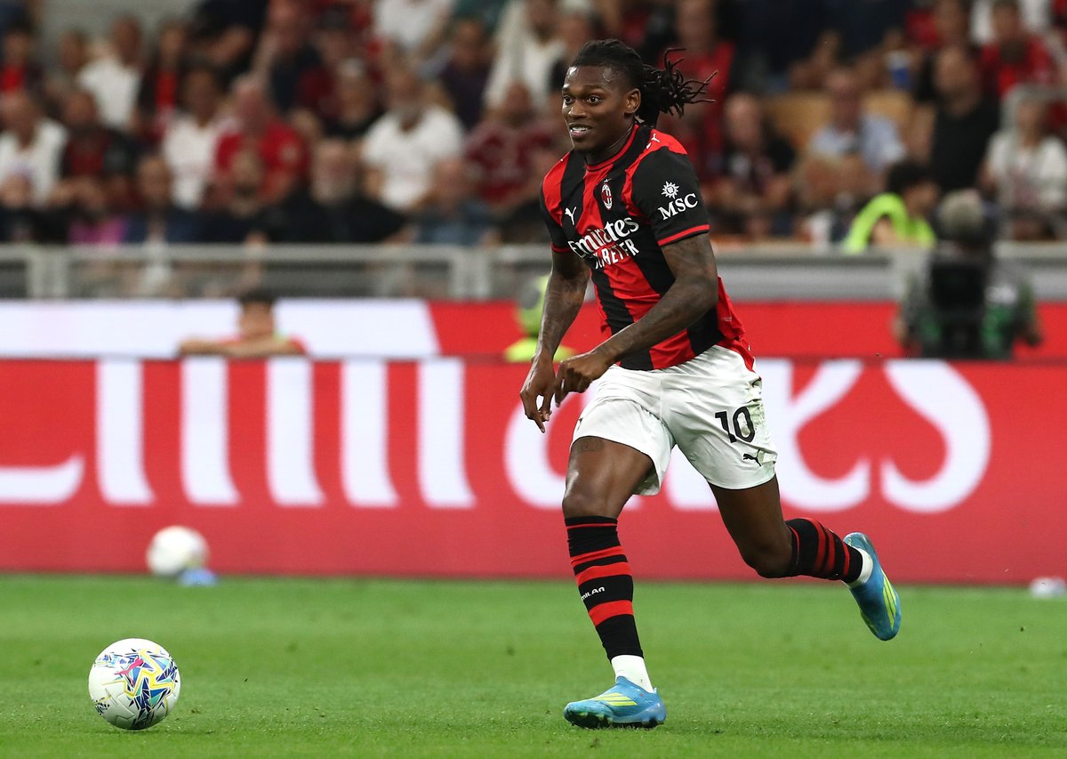 Man Utd make first move to sign Rafael Leao amid Arsenal interest