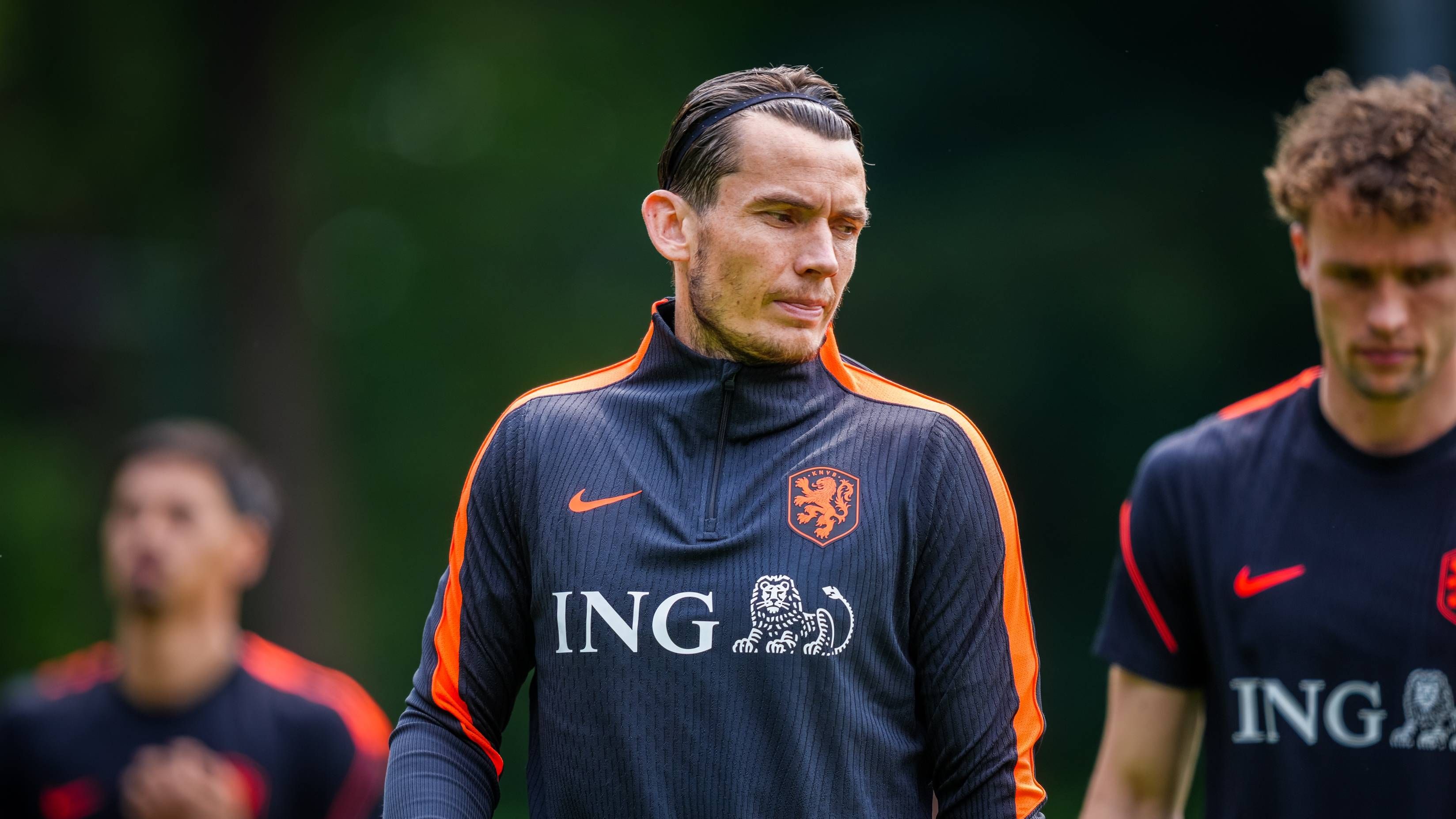 Marten de Roon krijgt opvallend rugnummer: dit is de volledige lijst ...