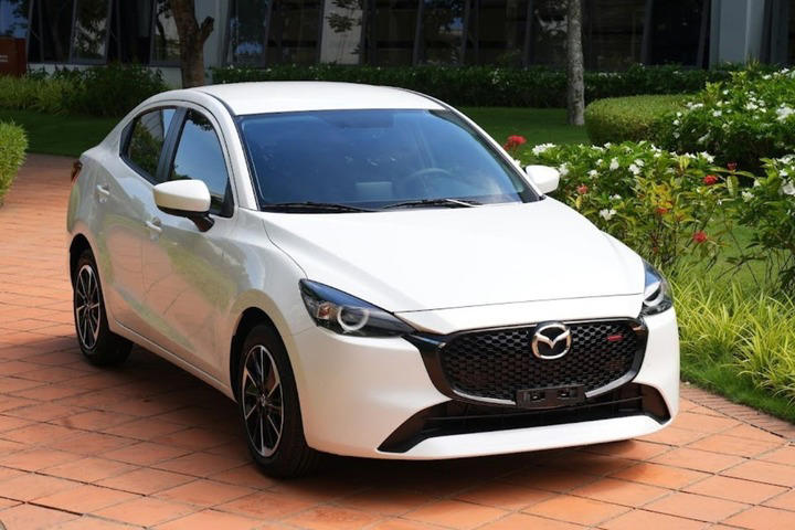 Chọn mua xe cũ giá từ 300 triệu đến 400 triệu đồng