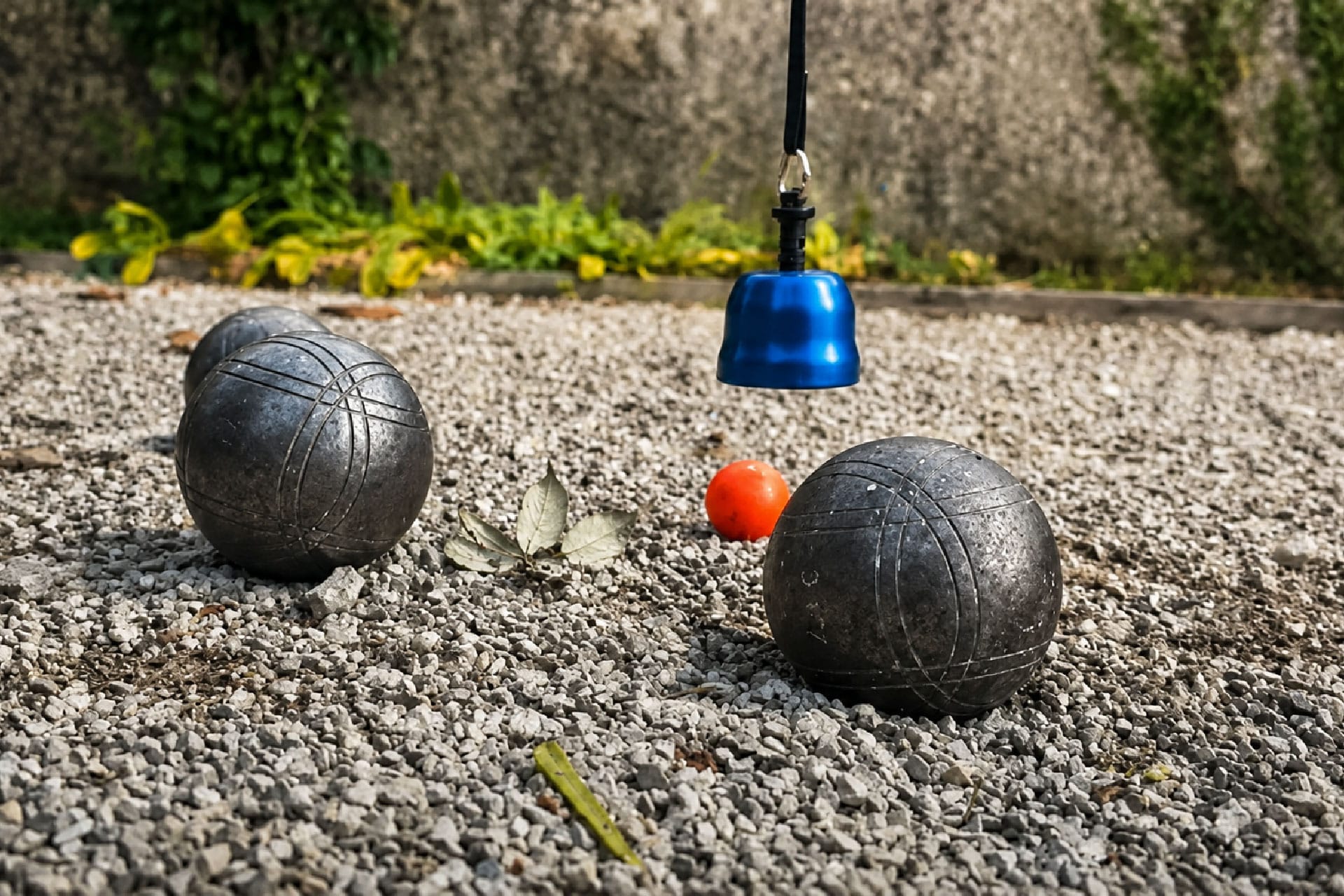 Tireflem, une invention pour ramasser les boules de pétanques et ...