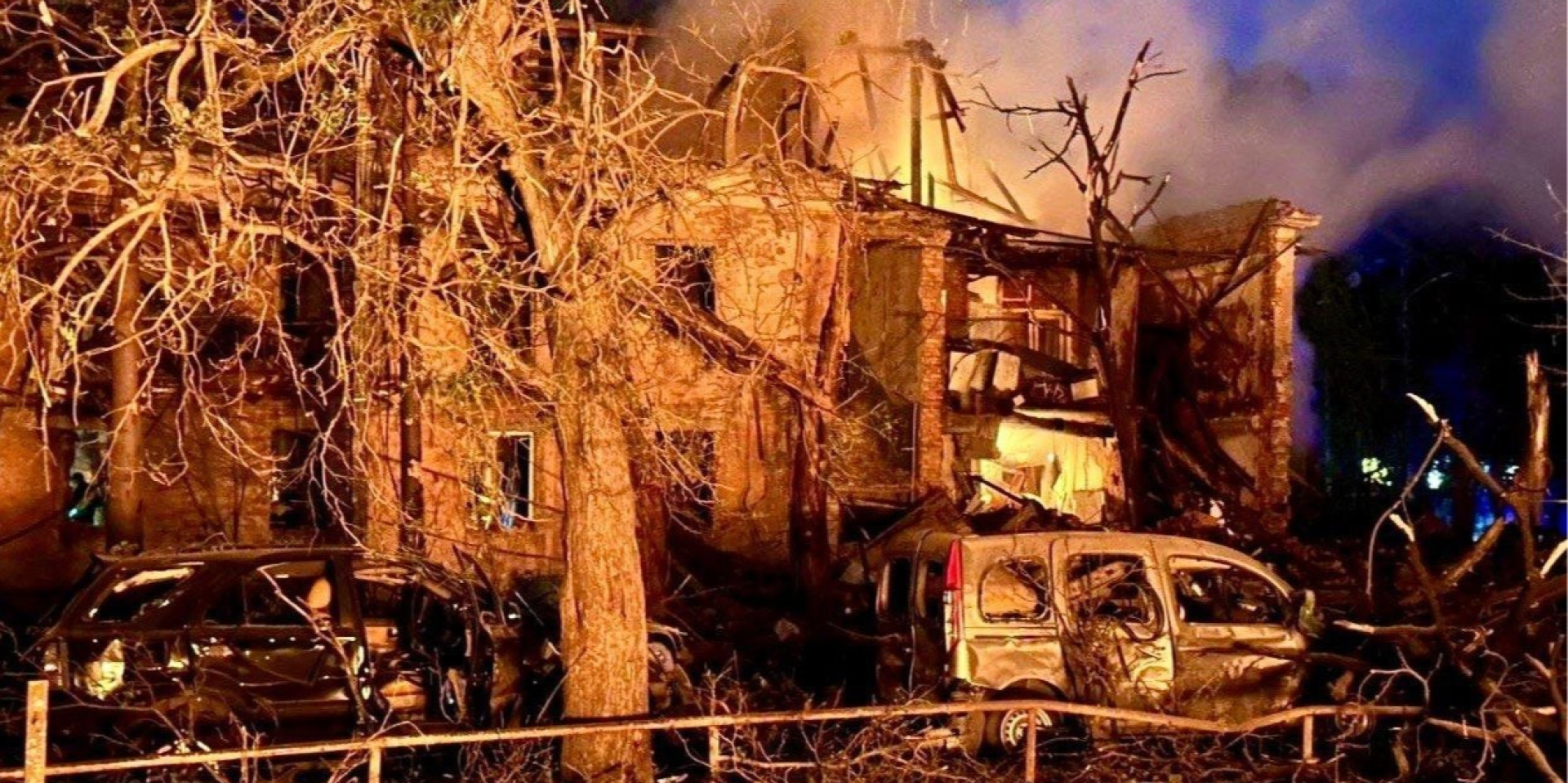 First responder and six civilians killed in Russian combined barrage on ...