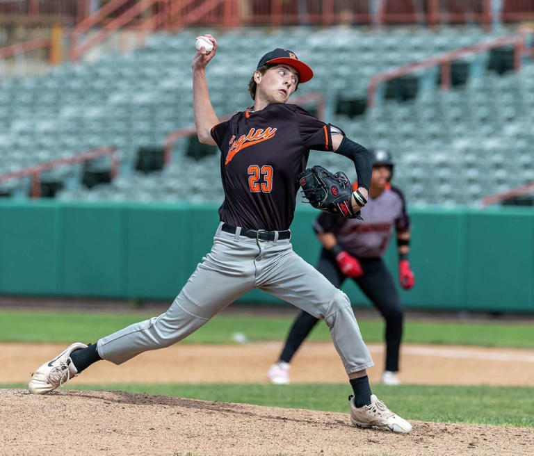 Bethlehem beats Mohonasen, secures Section 2 Class AA baseball title