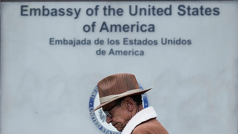 EE.UU. recorta el número de embajadas en África que tramitan visados