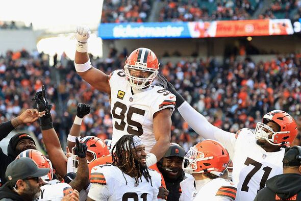 Myles Garrett pens emotional goodbye letter to Browns fans after Rams trade