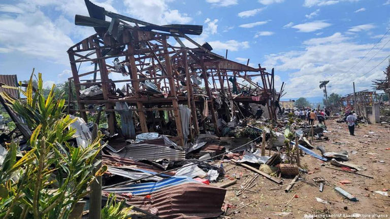 Myanmar: Dozens dead in explosives storage blast in rebel-controlled area