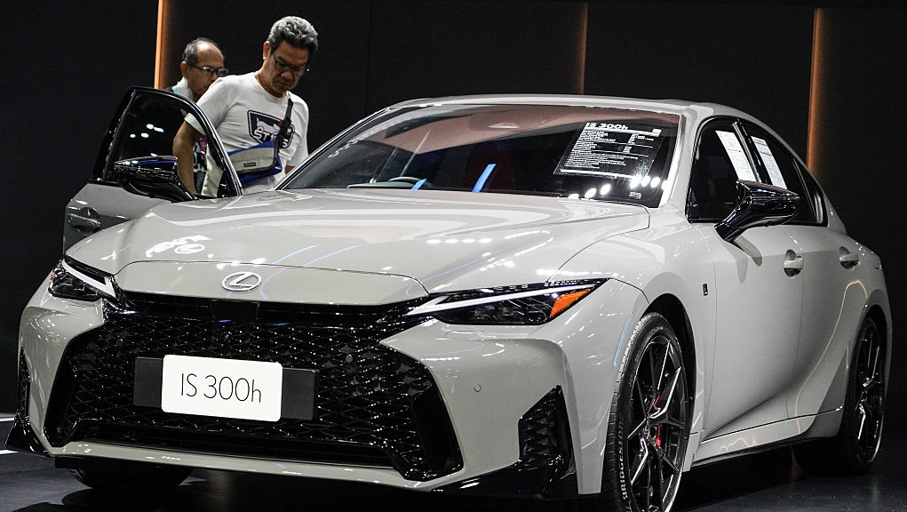 Lexus leads luxury market in five-year resale value