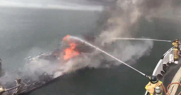 Fire on Chinese fishing vessel near Socheongdo in West Sea; boat sinks