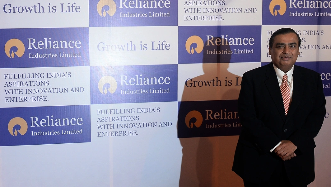 Global brokerages lift RIL targets on new energy push