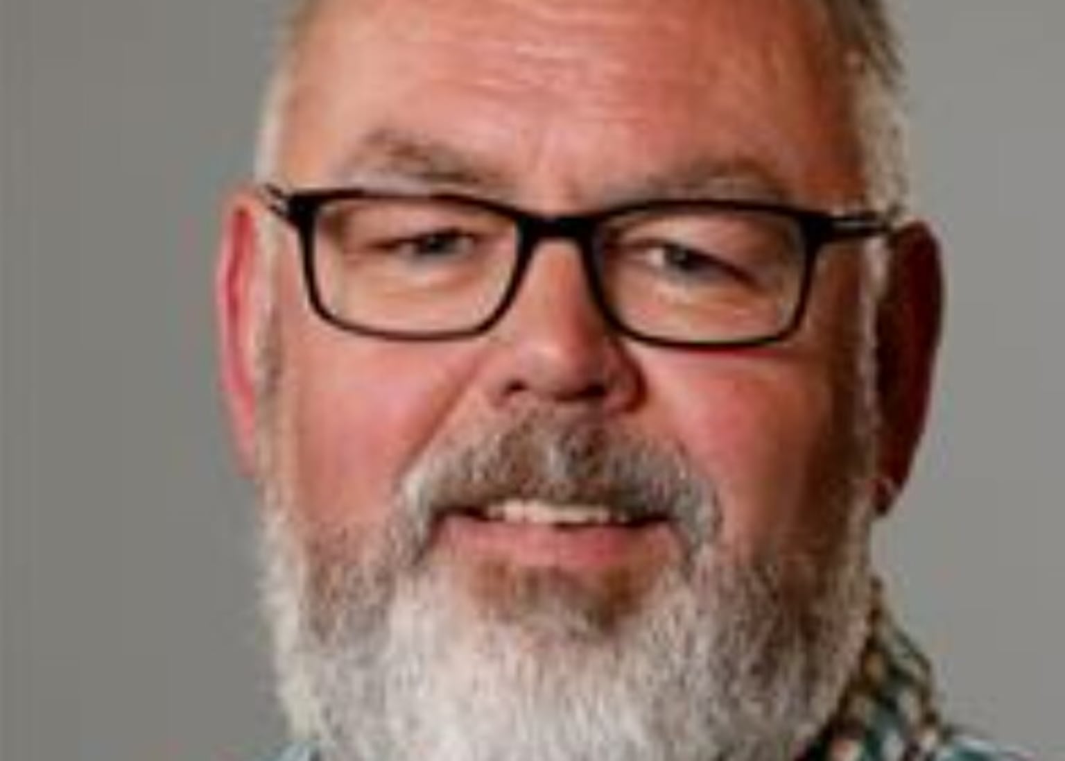‘Frustrated, fed up and angry’ - Alliance councillor quits party over ...