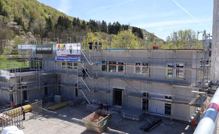 Eine Baustelle, die voll im Zeitplan liegt: Das gibt das neue Domiziel ...